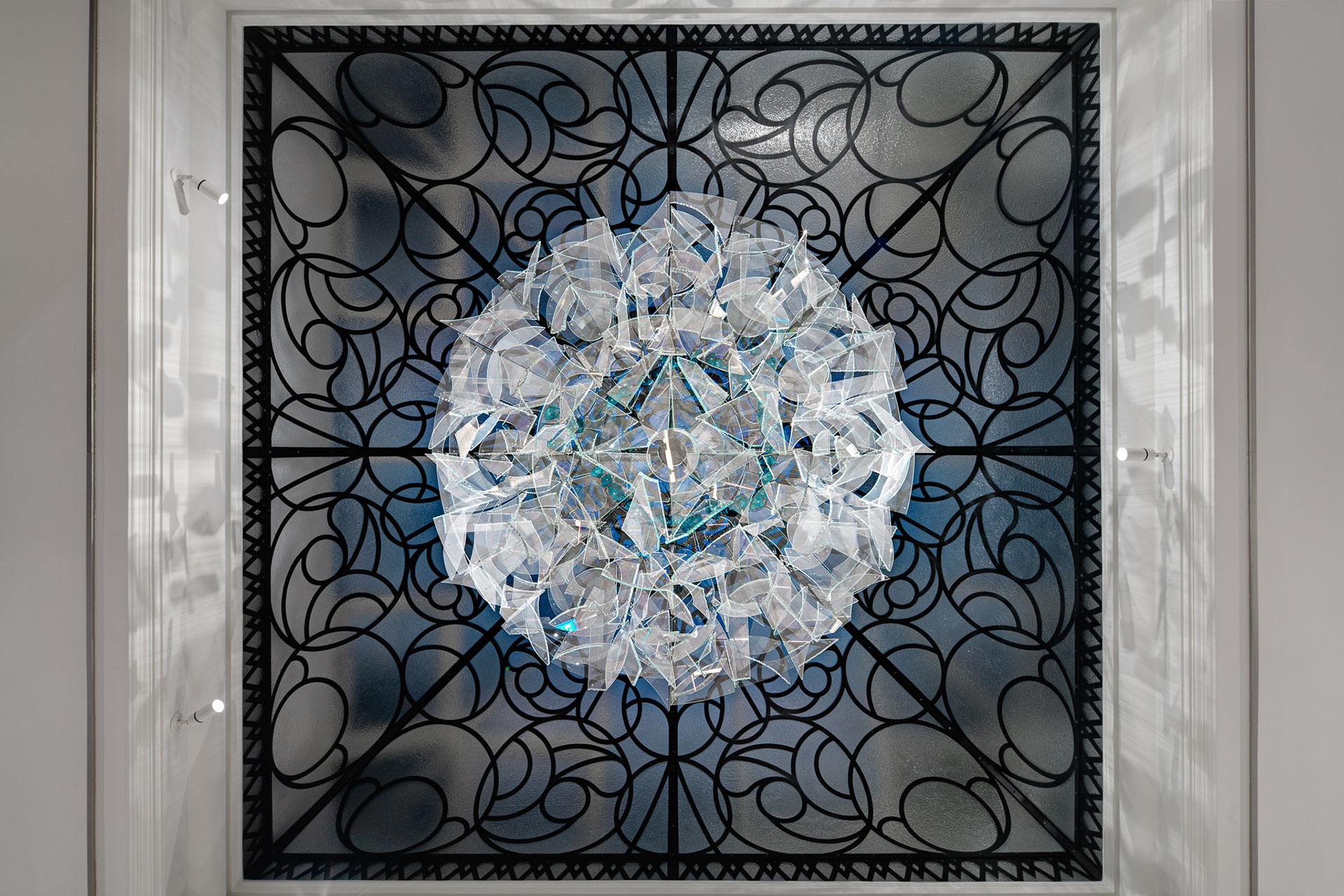 Lasvit creates bespoke chandelier for Great Scotland Yard Hotel - Sleeper