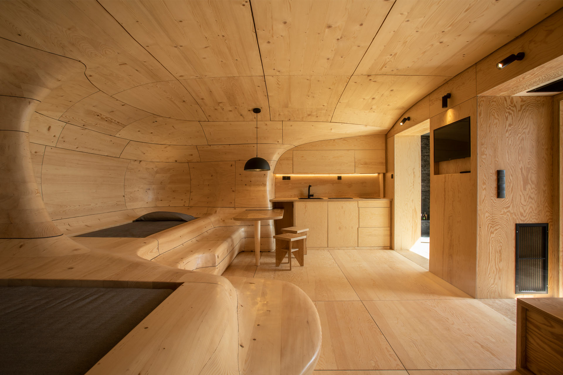 Tenon Architecture designs cave-like suite at Greek mountain resort ...