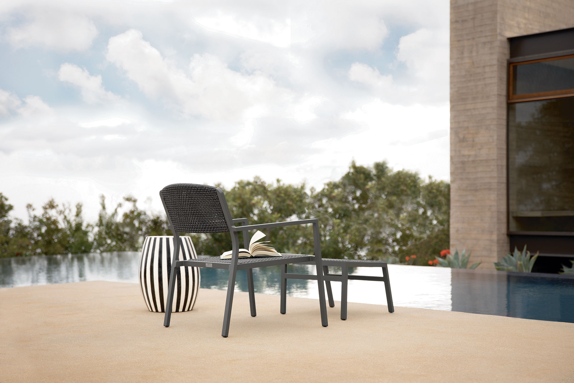 Janice Feldman designs Janus et Cie’s Conic range - Sleeper