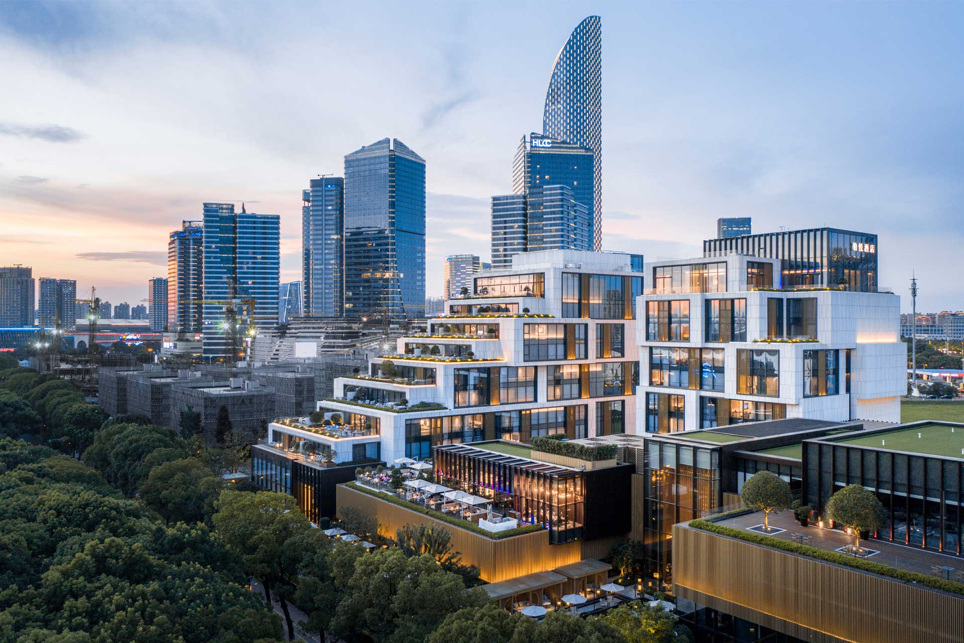 Kohn Pedersen Fox designs Park Hyatt Suzhou - Sleeper