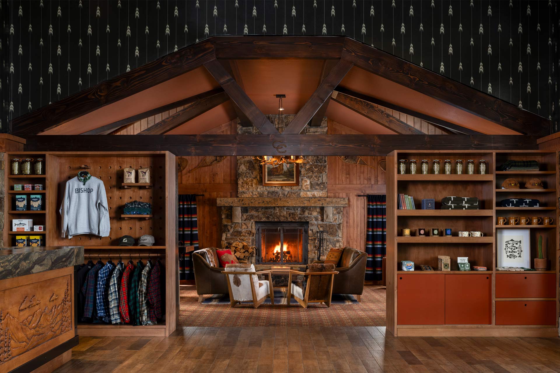 Wayfinder opens nature-inspired hotel in the Californian mountains ...