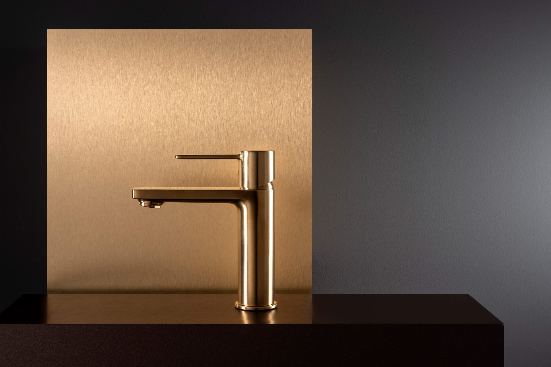 Roca unveils redesigned Targa collection - Sleeper