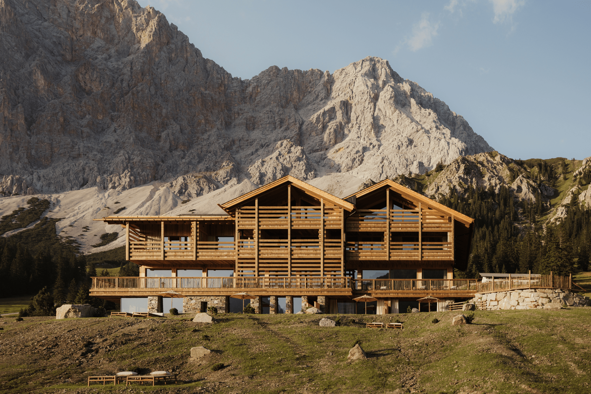 Unikateur develops brand identity for Eriro - Sleeper